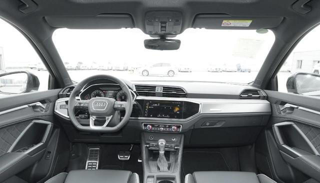 豪华SUV盛宴，奥迪Q3、宝马X1、奔驰GLB谁最动心