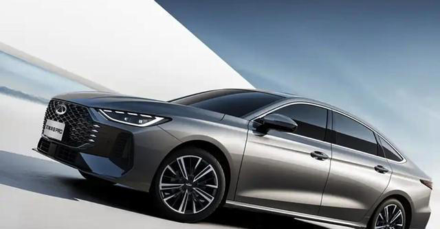 艾瑞泽8 PRO官图曝光全新前脸设计+8155芯片，合资车要“颤抖”？