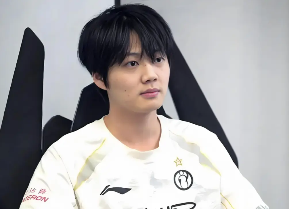 BLG迎来大救星！乐言透露试训结果，试训打的是IG和NIP