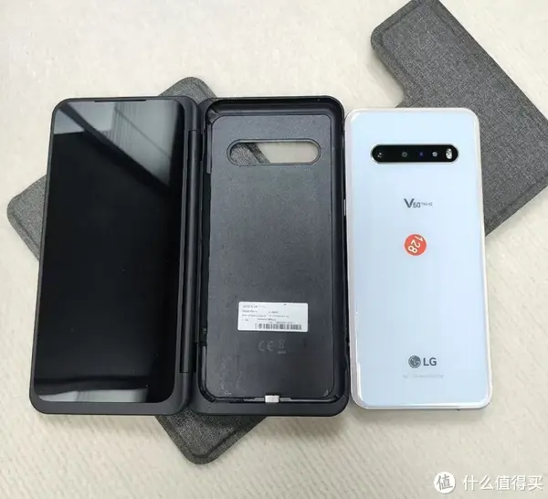 史上最强“洋垃圾”手机，骁龙855+2K屏+HiFi音质，还能变双屏