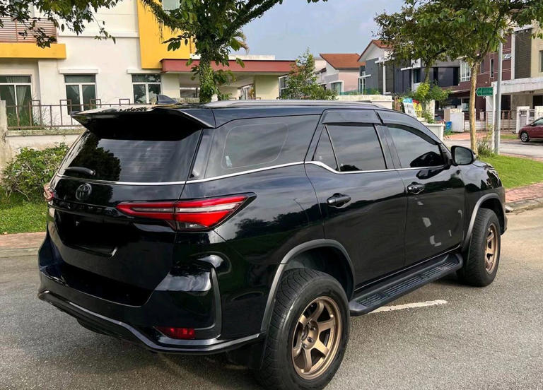 丰田穿越者四驱越野SUV亮相！或不超25万起售，搭载2.8T柴油+四驱