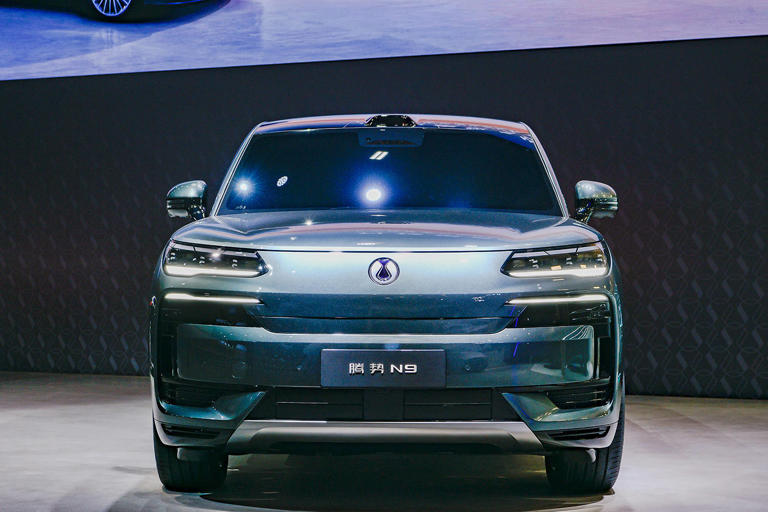 腾势N9预售启航，45-55万售价区间，智驾与动力全面升级！