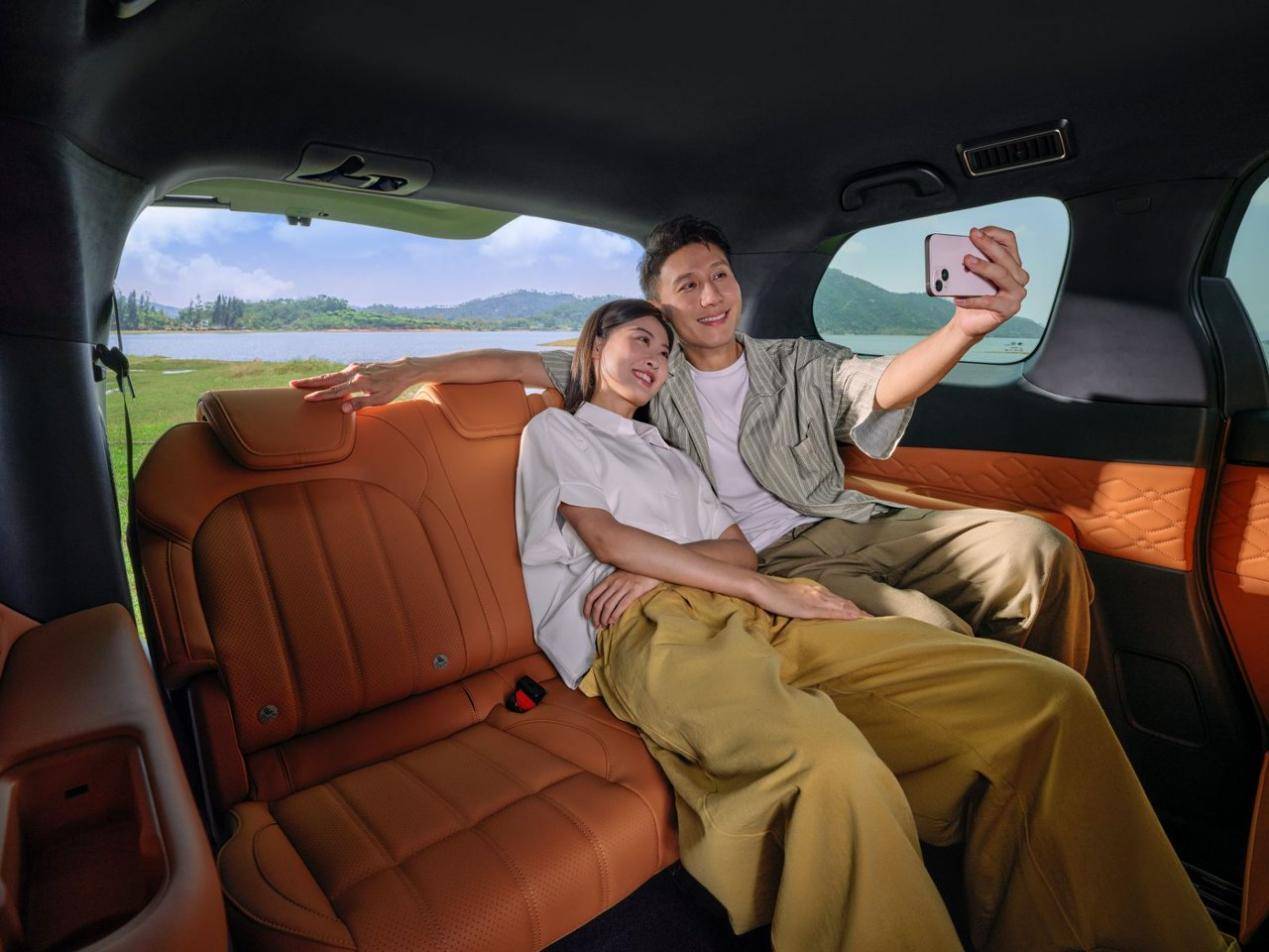 20万级新能源MPV如何选：星海V9、传祺E8、比亚迪夏，谁才是最优解?