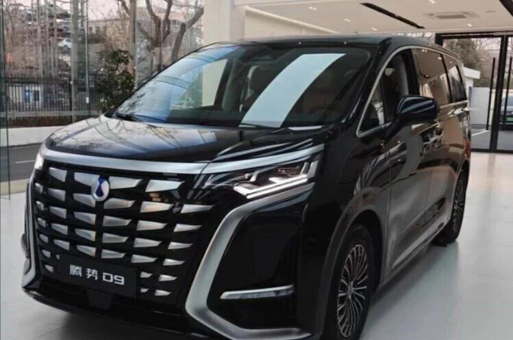 比亚迪放大招! 腾势D9从38.98万降到25万多，剑指别克GL8!