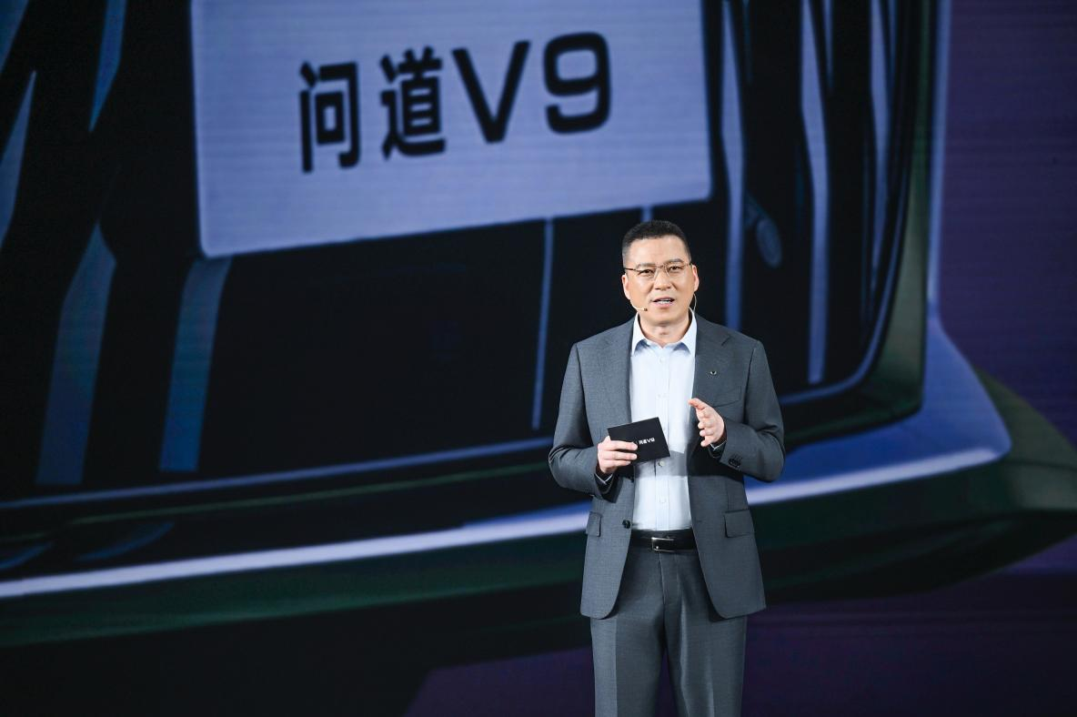 极狐问道V9预售21.99万起行业第一台磁流变底盘MPV来了