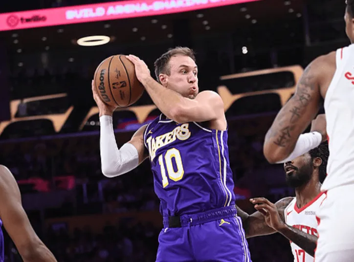 神奇不在!肯纳德G4&G5三分5中0，已经连续10投三分不中