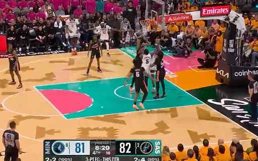 文班亚马送出11记封盖，创造NBA季后赛单场个人盖帽纪录