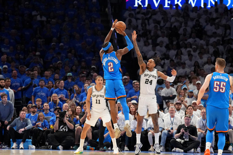 NBA｜打外星人的方法找到了? 雷霆胜马刺，西决1比1战平