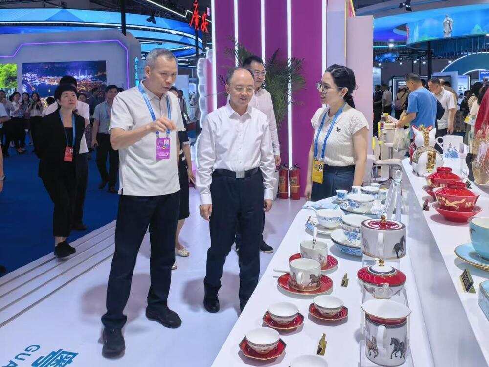 “广货”进山城!广东经贸代表团亮相第八届西洽会