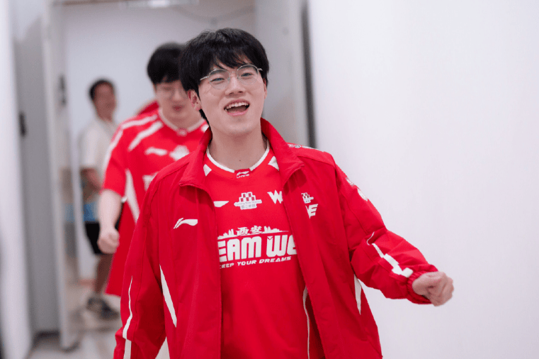 Erha转发Condi语录：没毛!唯有坚持!龙神