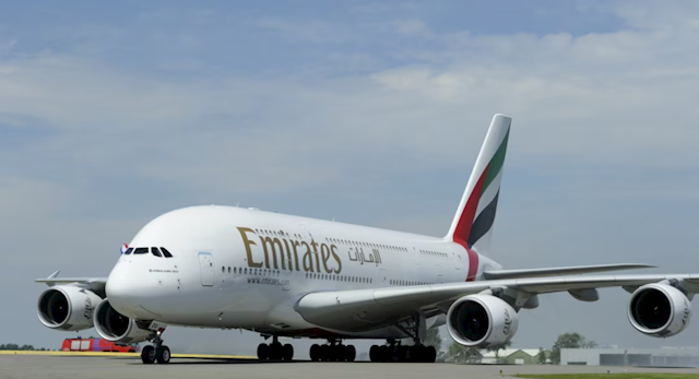 空客A380因尾流太强 万米高空中吹伤空客A320机上5人