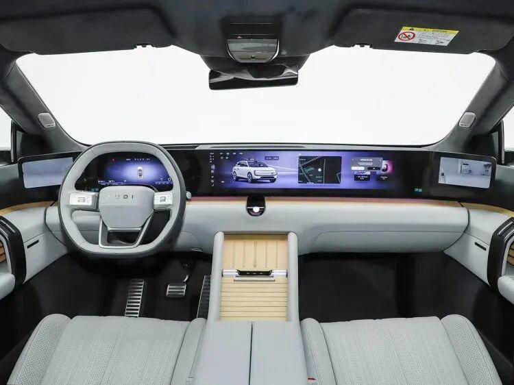 奥迪中大型纯电SUV，26.98万元起