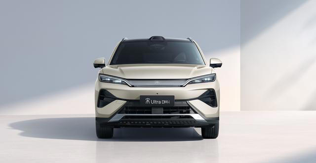 宋Ultra DM-i上市12.99万起，纯电续航310km，舒适智能还很安全