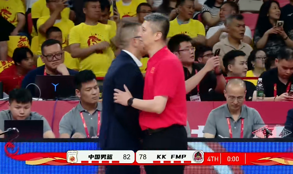 中国男篮热身赛：王俊杰18分14篮板，中国男篮82-78战胜FMP