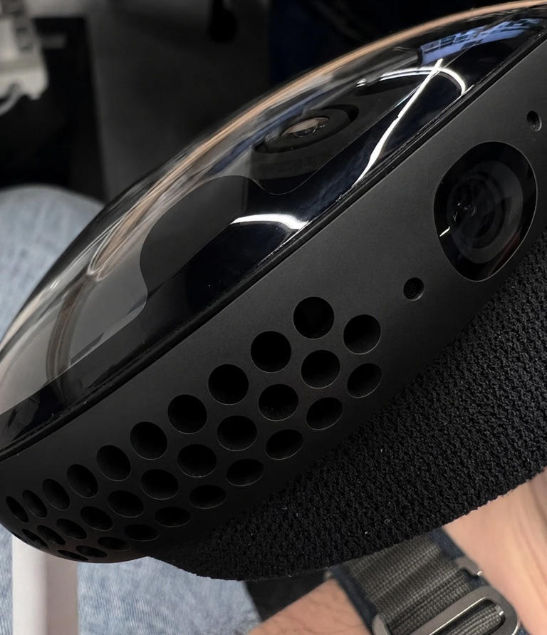 黑色版Apple Vision Pro传闻再起 更多照片流出