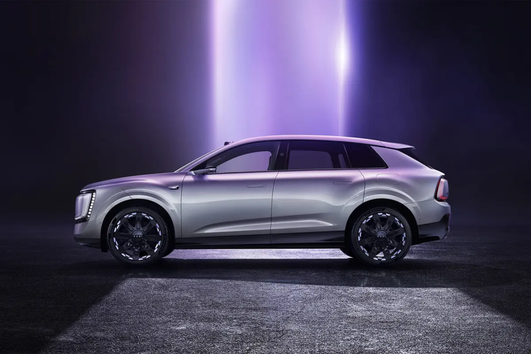 续航、空间、豪华全面领先Model Y：奥迪E7X上市，26.98万起售