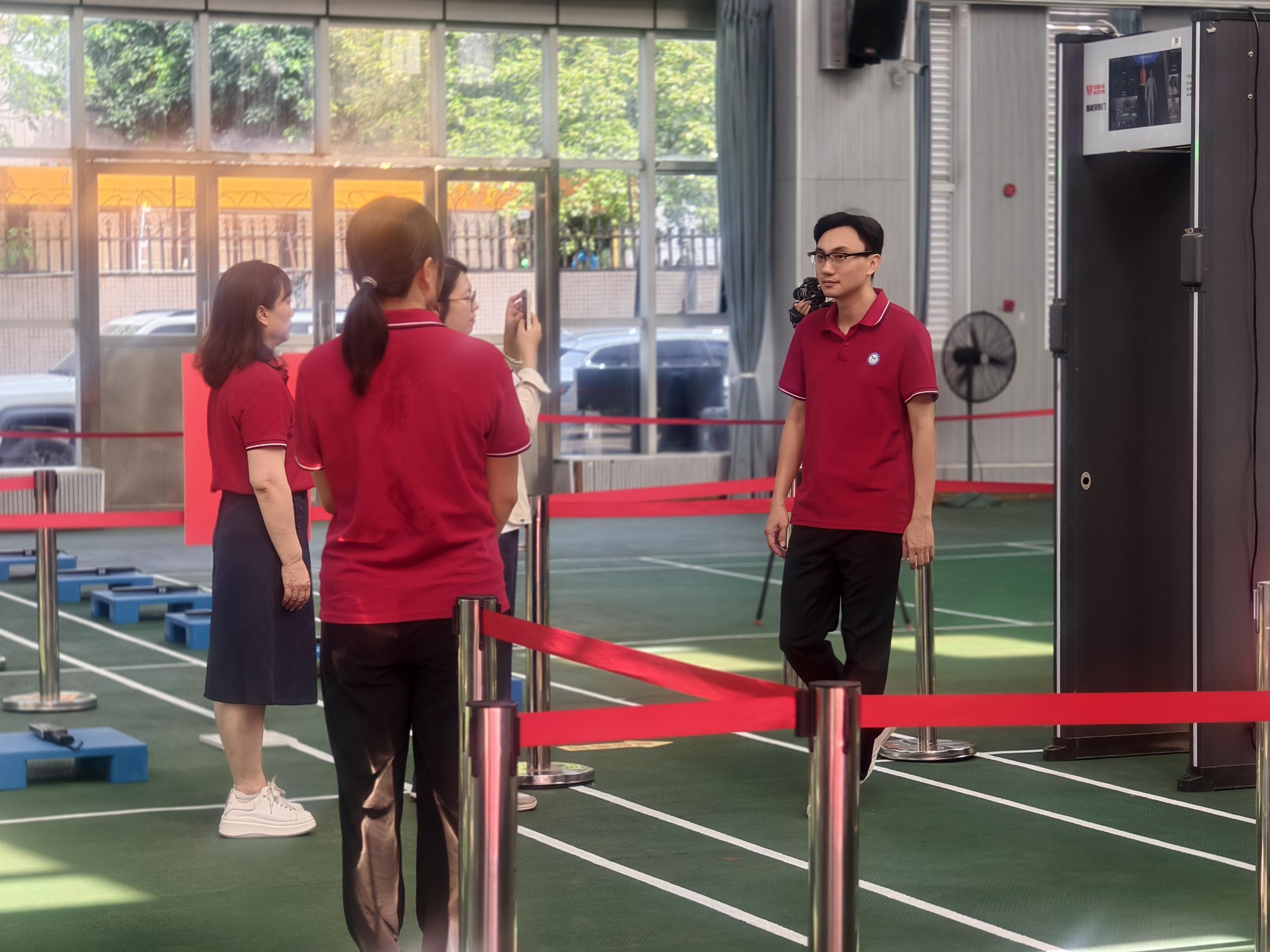 广州高考考点全面就绪，暖心护航近7万考生逐梦