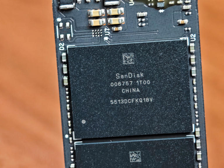 2026年了，还有必要买旗舰PCIe4.0 SSD吗? | 以GX PRO 850X为例