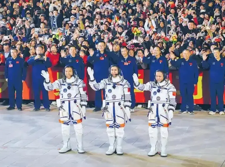 太空出差超两百天，神舟21号乘组回家前干了哪些大事儿呢?