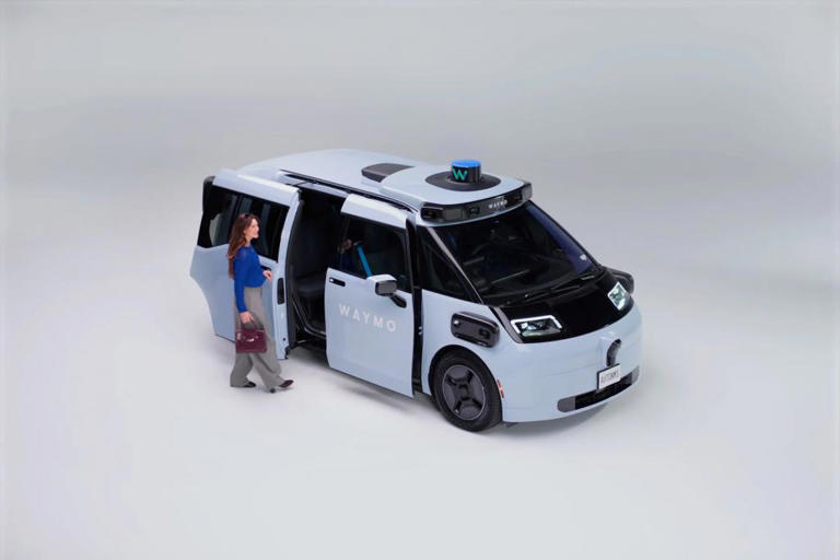 极氪制造，Waymo首款robotaxi专用车“Ojai”上路服务