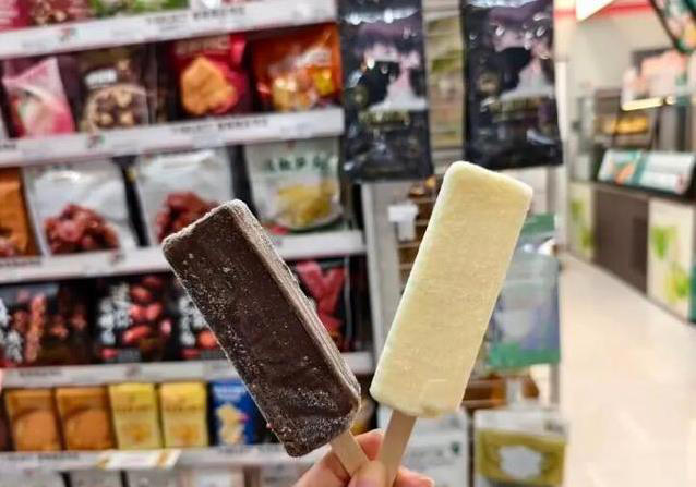 711雪糕海报错写一字本该成负面却让门店销量暴增断货