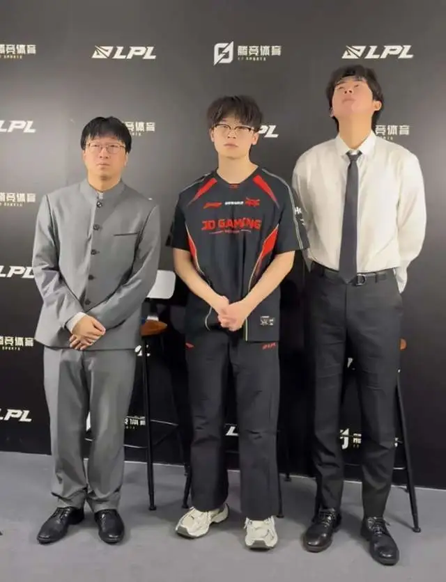 TES让一追三胜JDG，Zuian纳尔发挥惊艳赛场