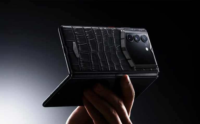 Vertu AlphaFold折叠屏发布 起售价近5万元