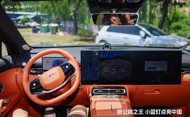 全新一代瑞虎9：九大标配全系都有，果然是中国新燃油旗舰SUV