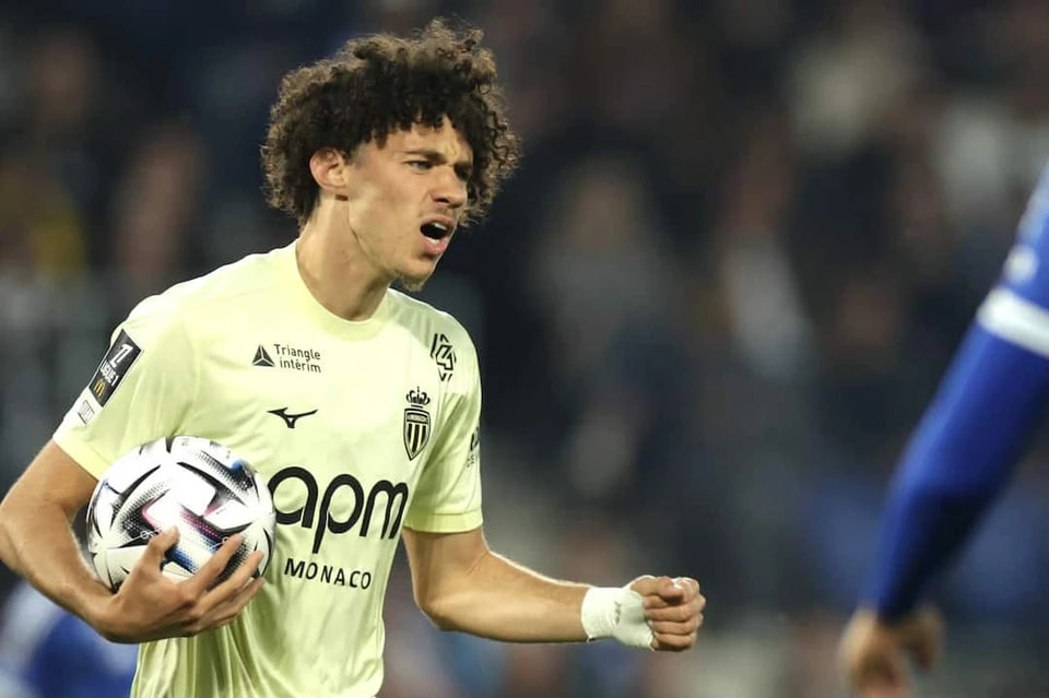 巴黎圣日耳曼夏窗重建提速，锋线补强成头号任务