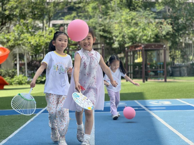 童心筑梦想 成都市三幼528园区多彩活动欢度“六·一”