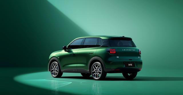 10万预算买代步SUV!长安启源全新Q05和零跑A10，选谁更香?
