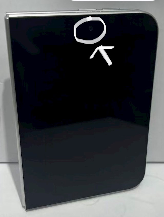 告别标志性药丸屏!iPhone Ultra跟进单挖孔屏：向安卓看齐