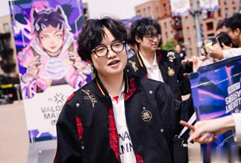 EDG力克XLG晋级，将与PRX争夺决赛门票