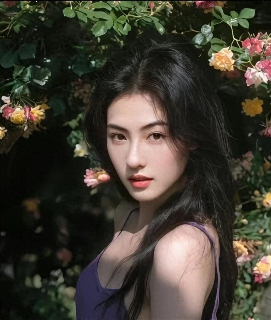 张柏芝：Lucas都长到一米八，十几年前的旧衣服母子俩轮流穿