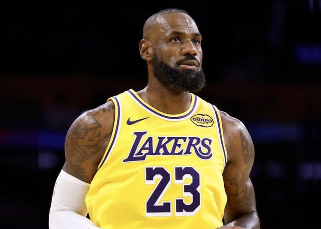 就在今天! 詹姆斯保持了19年的NBA纪录被打破了