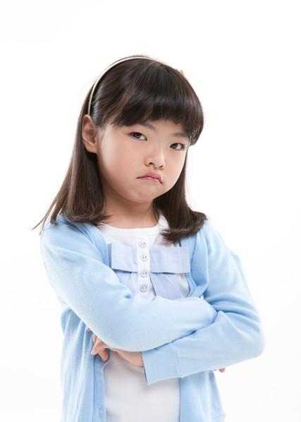 孩子摔门、顶嘴频发，后悔早没明白这5 个破局动作