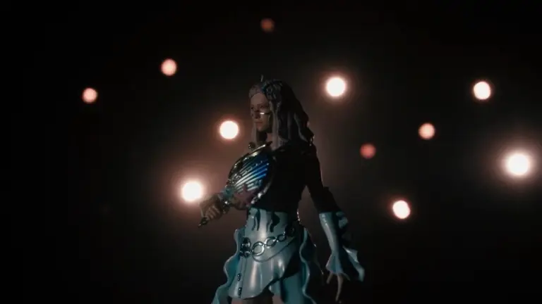 新年版本成长型皮肤：AUG、M762、M249、平底锅 每款都有异色皮肤