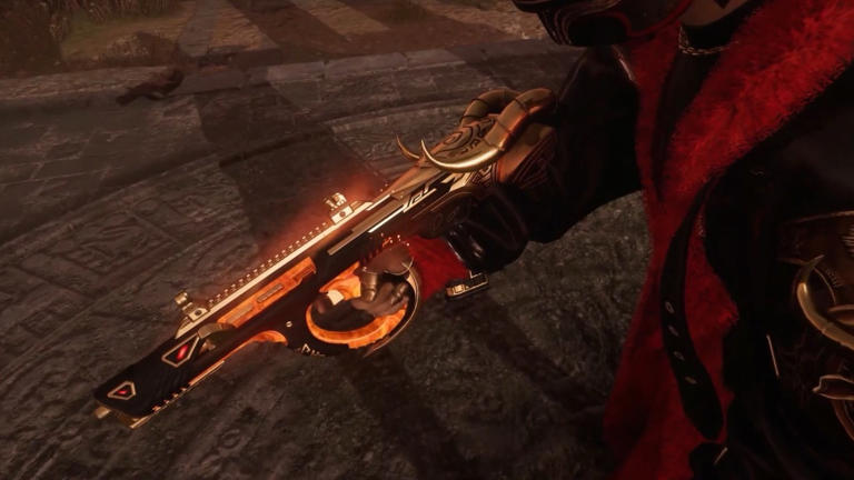 新年版本成长型皮肤：AUG、M762、M249、平底锅 每款都有异色皮肤